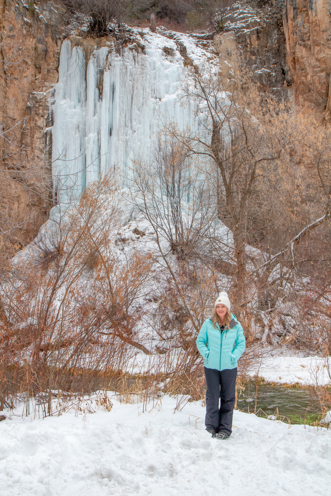 EXPLORING THE ICE CAVES IN RIFLE MOUNTAIN PARK, COLORADO | Everyday Laura